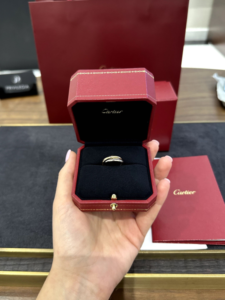 NEW Кольцо Cartier Trinity Small B423510