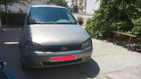 Lada kalina sotiladi