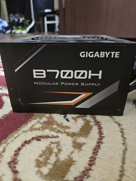 ПРОДАЁТСЯ блок питания на 700W