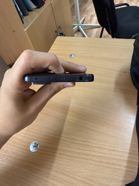 Redmi note 11 pro yaxshi ishlatilgan sinmagan 1chi qol usta kormagan