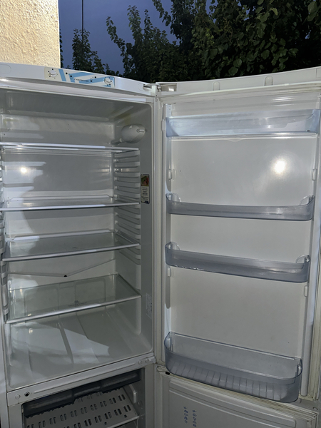 Холодильник INDESIT