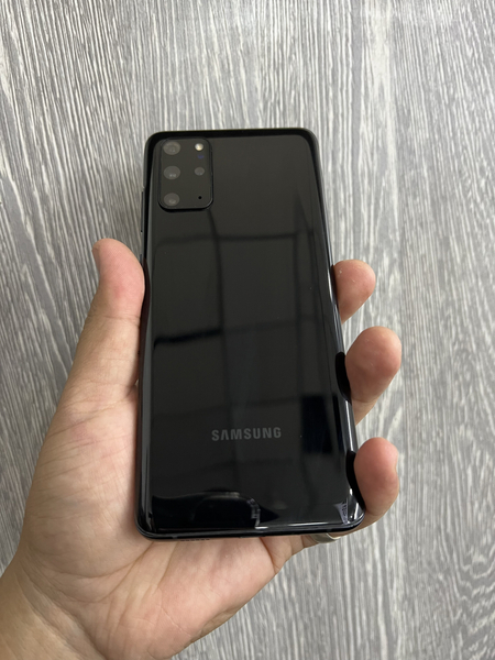 Samsung s 20 + 256 GB