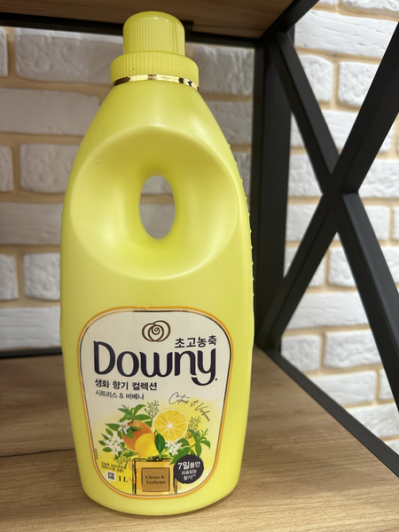 Концентрированный кондиционер для белья Downy 1 litr. Made in Korea