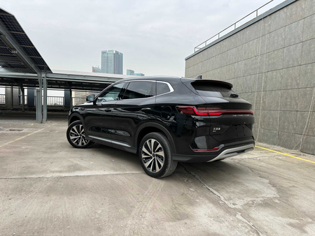 BYD Champion Full 2024 Tayyor Flagship plus 605KM