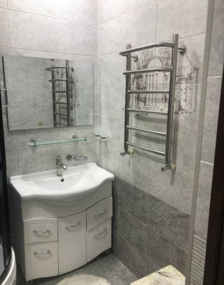 Sergili 6 a 2/2/7 oila zaks 500$