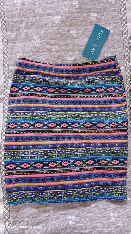 Новые трикотажные XS,S.Цена за одну