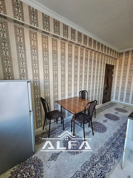 1 xonali 43m² 3-qavat sotiladi.