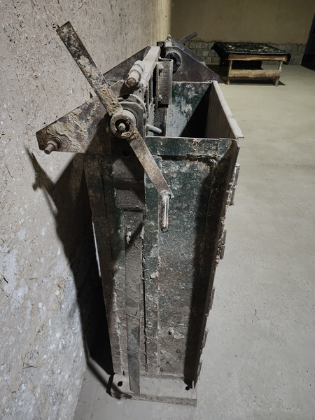 Tamaki press aparat