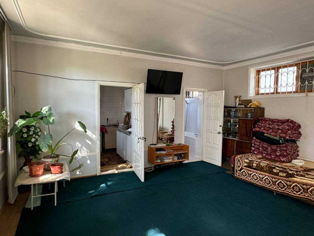 Dacha sotiladi Chirchiq daryosi yonida