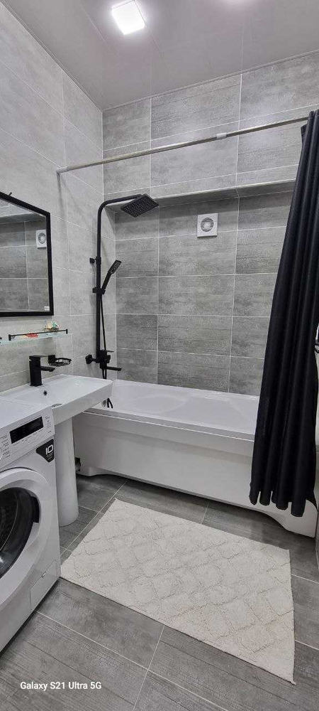 Продается квартира Люкс гостиница России 4/8/9 100м²