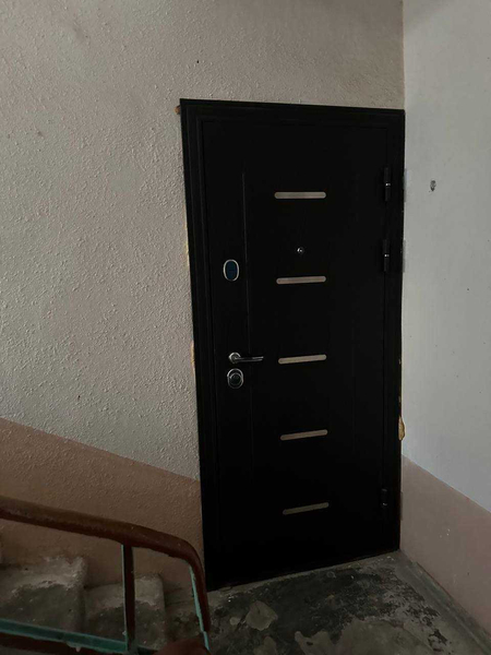 Ko'p qavatli uylardagi xonadonimiz sotiladi (квартира)