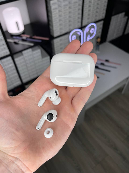 airpods Dubai optom