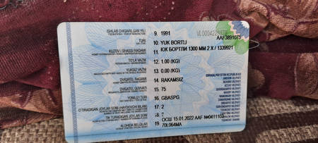 Mashina gaz 53 sotiladi