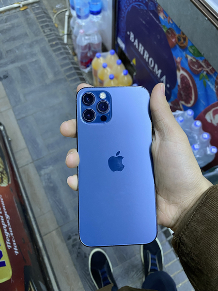 Iphone 12 Pro  ideal