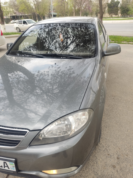 Jentra yevro yili 2014 prabek 261000 gaz bor xolati alo