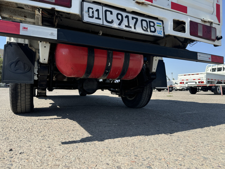 Changan sotiladi 98 talik holati yahshi minishga tayor turibdi gazi bo