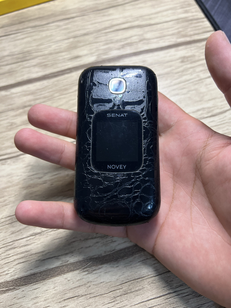 Novey Senat GSM