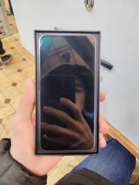 Samsung S24. Ideal