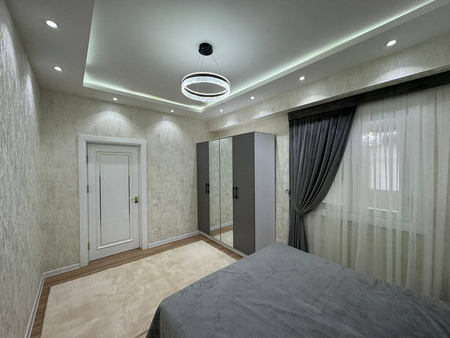 Продаю 3х ком.Люкс.кв. новостройка 92м2 4-этаж с лифтом Вокзал