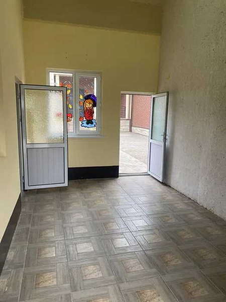 Сдаётся в аренду в районе Сампи , возможно под офис ,д.сад ID: 54642