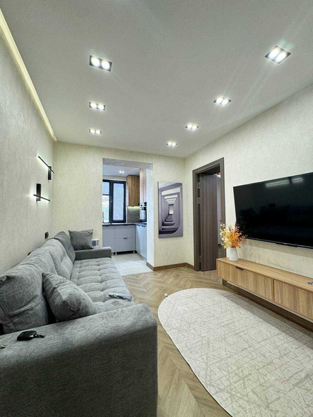 谷 130245 谷 Yakkasaroy tumanida kvartira sotiladi [55 м²]