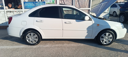 Lasetti 1,6 aftamat