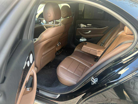 Mercedes-Benz 2019г.черный