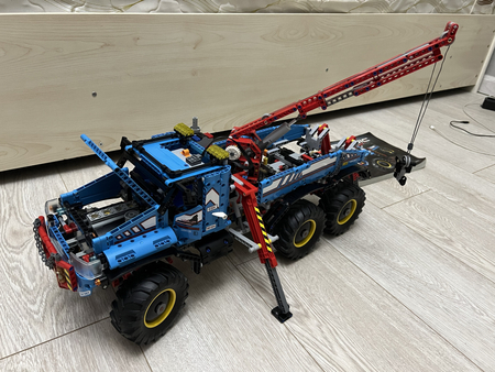 Конструкто Лего Техник, Lego technic, на пульте упралвения