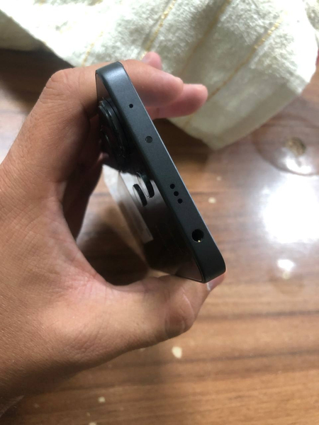 Redmi NOT 13 sotaman