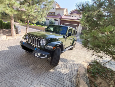 Продается JEEP WRANGLER SAHARA 2023 г.в.