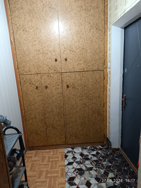 Продаю свои две 2х комнатные квартиры в общем коридоре по улице Бабура