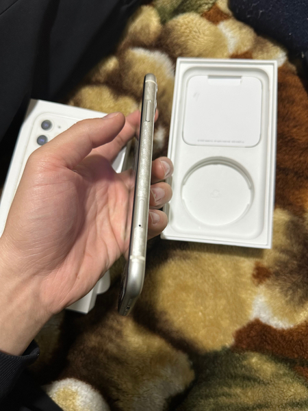 IPhone 11 Idial Offical