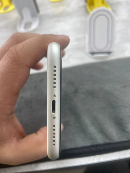 Iphone 11 nasiya savdogaham bor