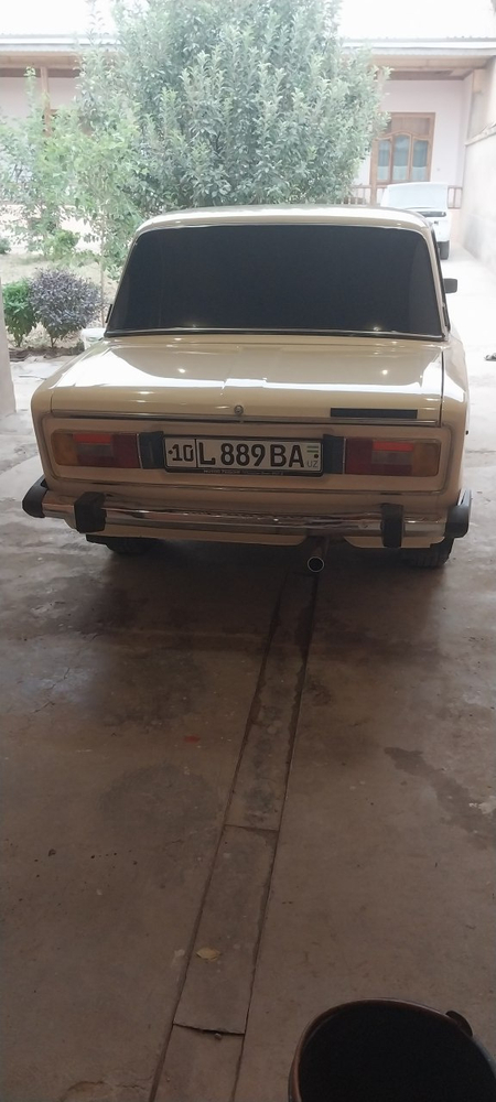 Vaz 2106 sotiladi 1996