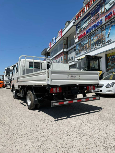 JAC J3 2X KABINALI: bizada faqat sifat muhim