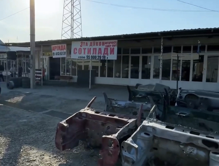 AVTO ZAPCHAST BOZOR 3 ta yonma yon doʻkon