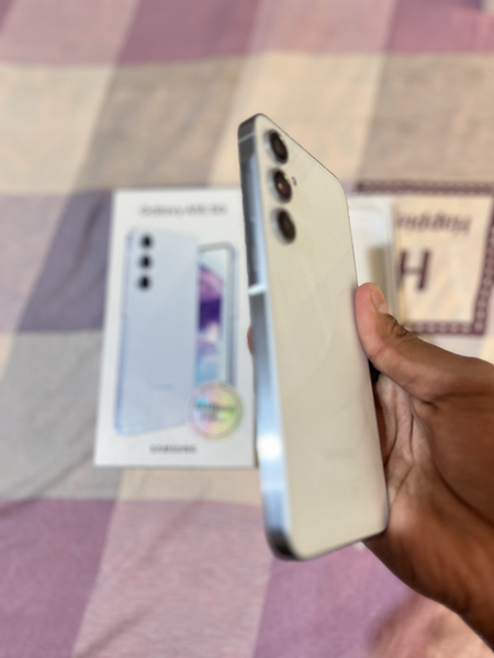 Samsung a55 8/128 yangidek