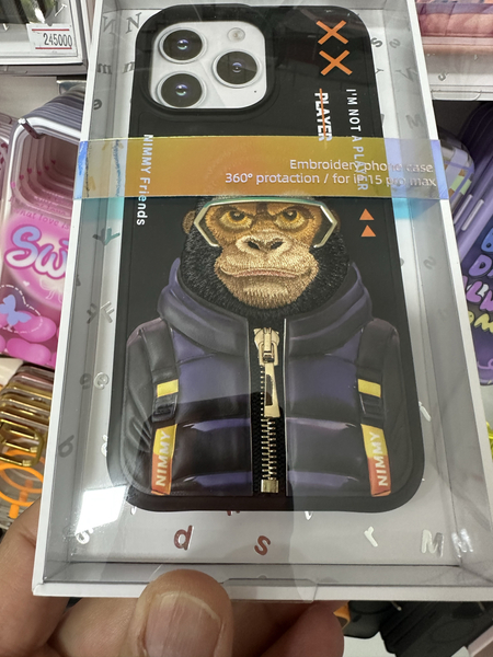 чехлы на  iPhone
