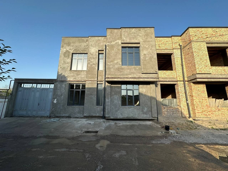 Продается Назарбек Харакат 2,5 сотих 8 та хона площадь дома 200 м2
