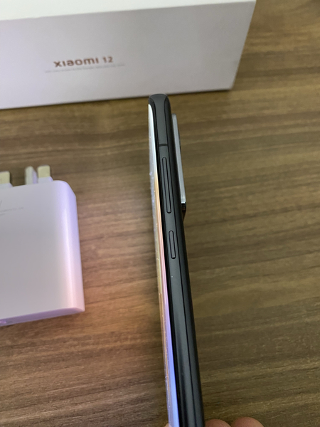 Xiaomi 12 (флагман)