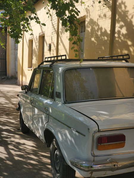 Vaz 2103 oq prapan gazi bilan