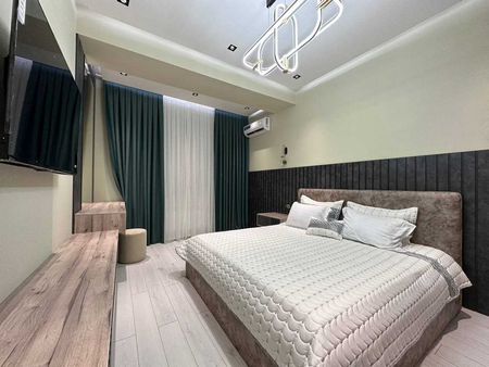 Буюк Ипак Йули • ЖК Silk Way • 4-комн • 130 м² • этаж 7/10 • [ОС:037]