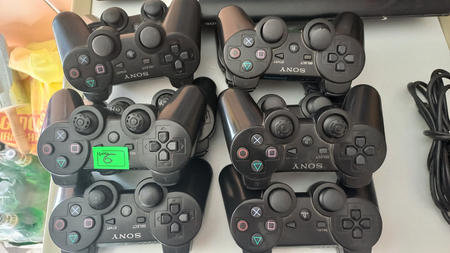 PS3 2 ta sotiladi