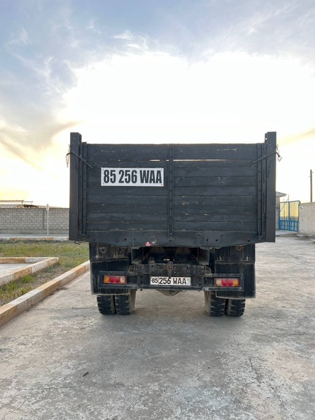 Gaz 53 sotiladi xolati ajoyib qolgan malumotlar telda