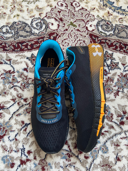 Кроссовки Under Armour