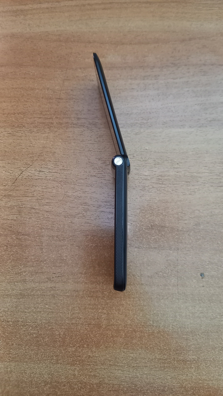 Novey A70R   telefon
