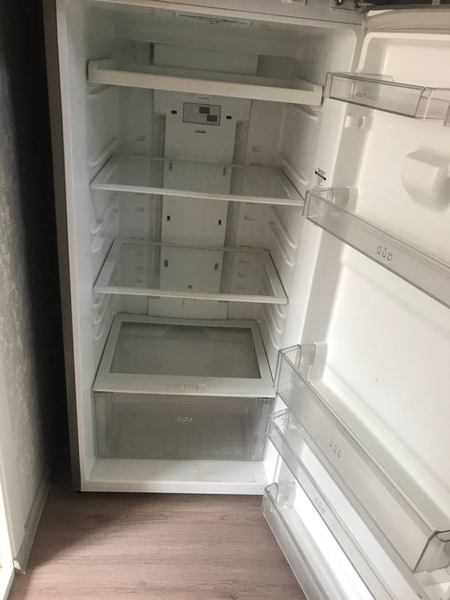 GL 100% garant srochni sotilaybdi . Aytilgan narxdan yana ham kelisha