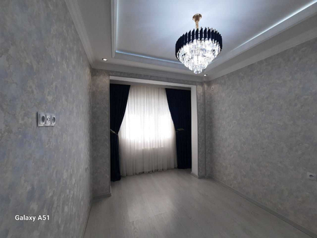 Французская  планировка 3/3/4 улица Майкурган (J3194)