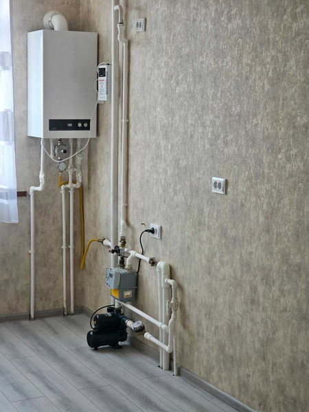 3 xonali 110m² 7-qavat uy sotiladi