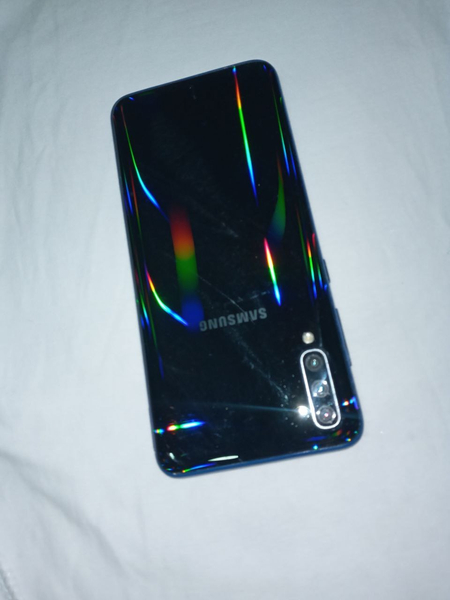 Samsung galaxy  A 70